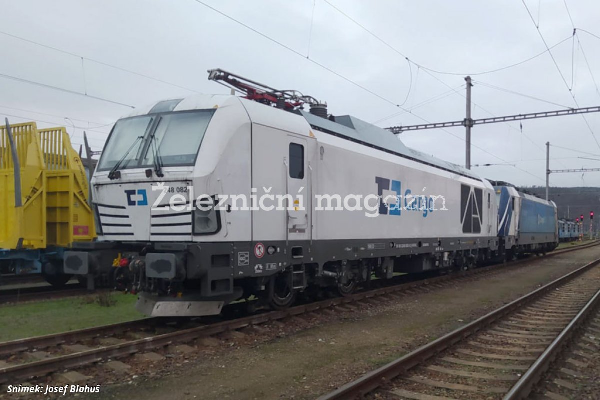 Vectron Dual Mode zajíždí do pohraničních stanic | Železniční magazín